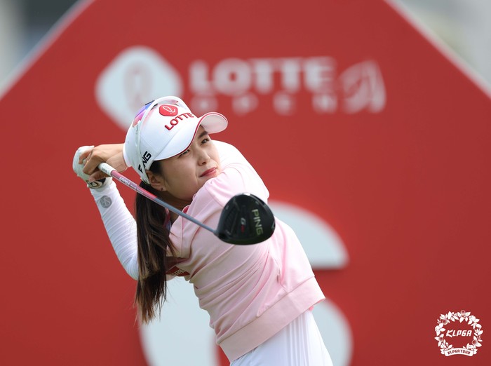 KLPGA, 골프 천재 최혜진 스폰서 대회에서 (-14) 우승! '롯데 오픈' FR