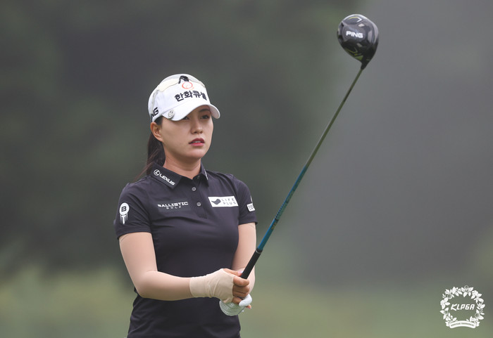 KLPGA, 이제영·허다빈 첫날부터 버디쇼 공동 선두! ‘BC카드·한경 레이디스컵' 1R