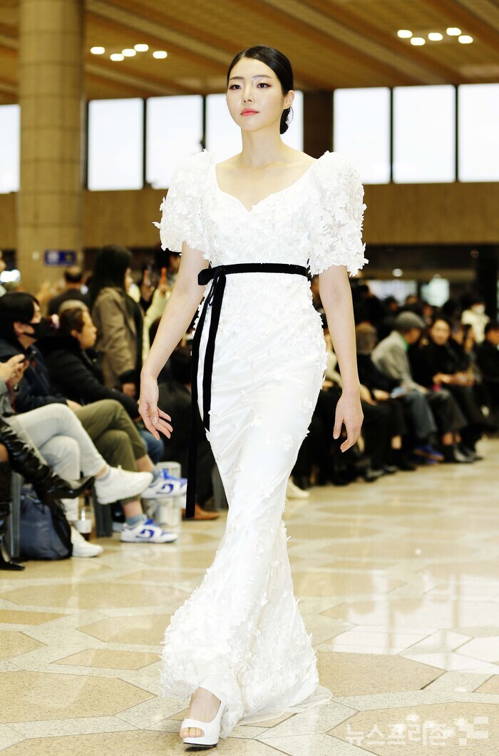 [NF포토] K365 패션쇼, '우아한 드레스'